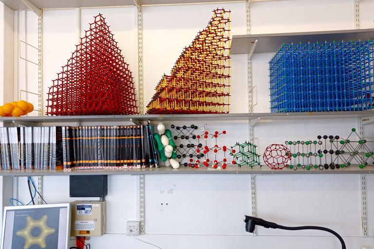 Inside the labs at Long Road Sixth Form College | In my classroom | RSC ...